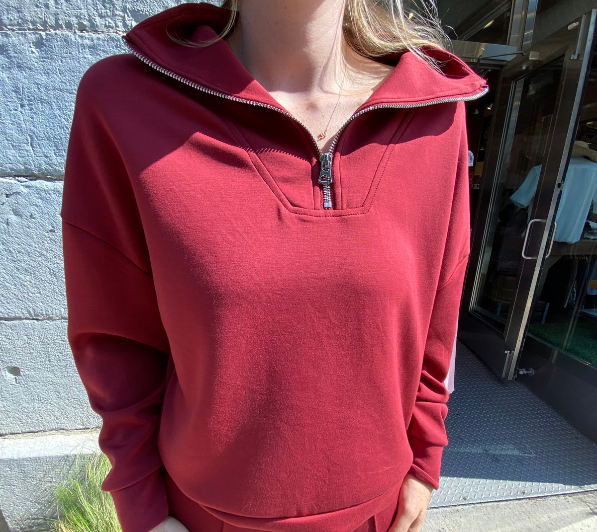 SEANNY HALF ZIP LOLA'S ROOM – Whit Kingston
